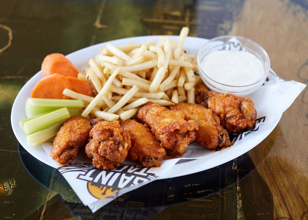 6PC WING PLATE. | Saint Taco